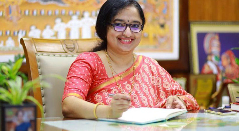 കേരളത്തിലെ ഐഎഎസ് തലപ്പത്ത് അഴിച്ചുപണി, ദിവ്യ എസ്. അയ്യര്‍ വിഴിഞ്ഞം പോര് ...